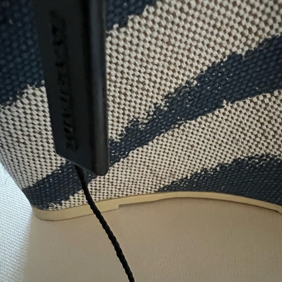 Burberry | Shoes | Nib Burberry Farrah Powder Blue And Off White ...